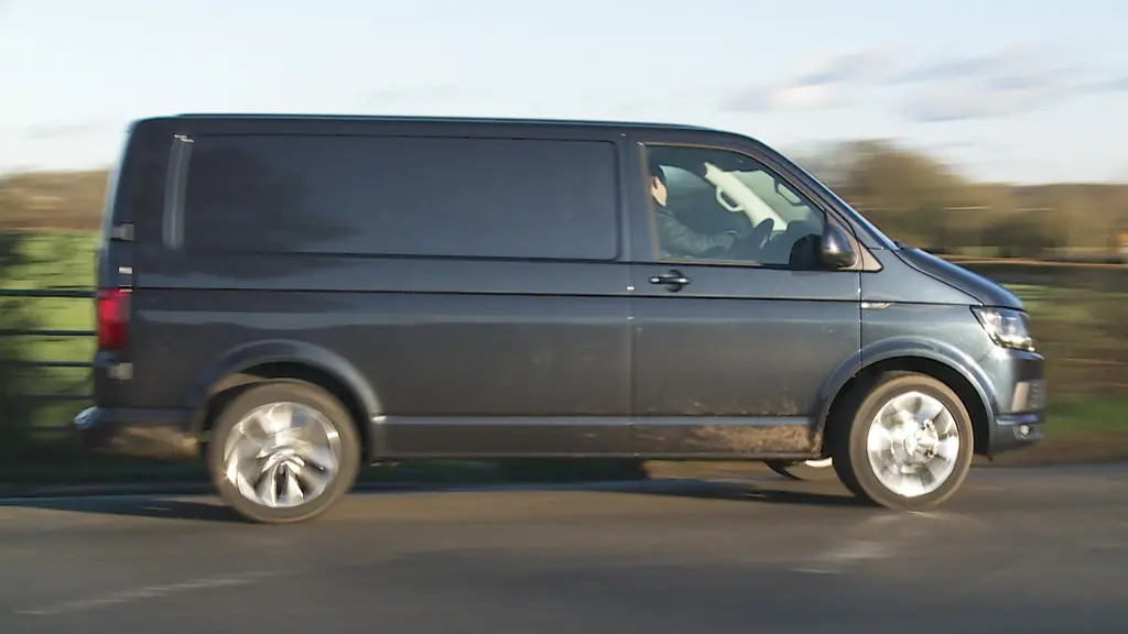 Volkswagen Transporter Shuttle Minibus T32 SWB Diesel 2.0 TDI 110PS S ...